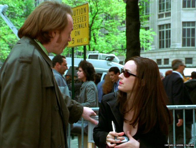 Screencaptures - mr-deeds 003 - Winona Forever Photo Gallery