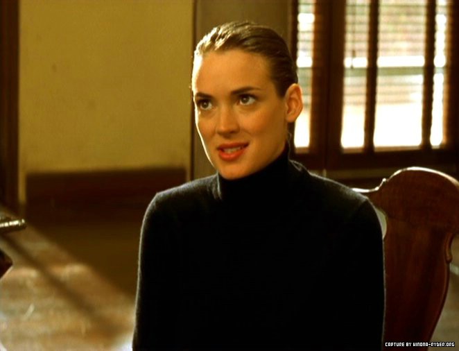 Screencaptures - s1m0ne 034 - Winona Forever Photo Gallery